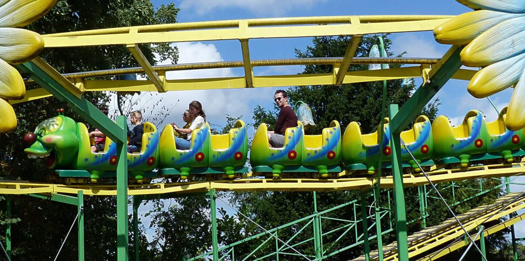 Bouw een nieuwe achtbaan in je eigen achtertuin | LetsGoDigital