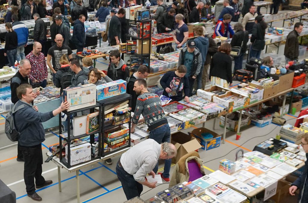 Game beurs Apeldoorn: retro spelcomputers voor een prikkie! | LetsGoDigital